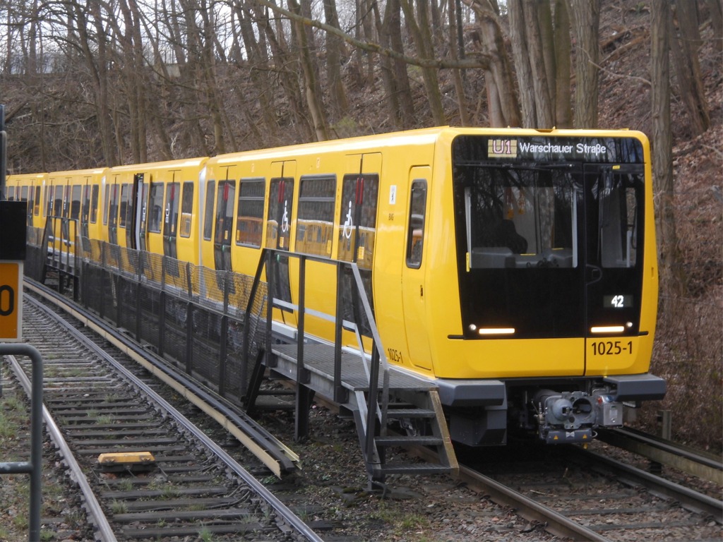 BVG stellt neue U-Bahn-Baureihe IK vor - Thema beendet (Überlänge ...