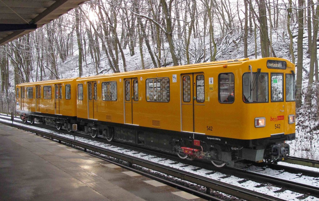 BVG stellt neue U-Bahn-Baureihe IK vor - Thema beendet (Überlänge ...